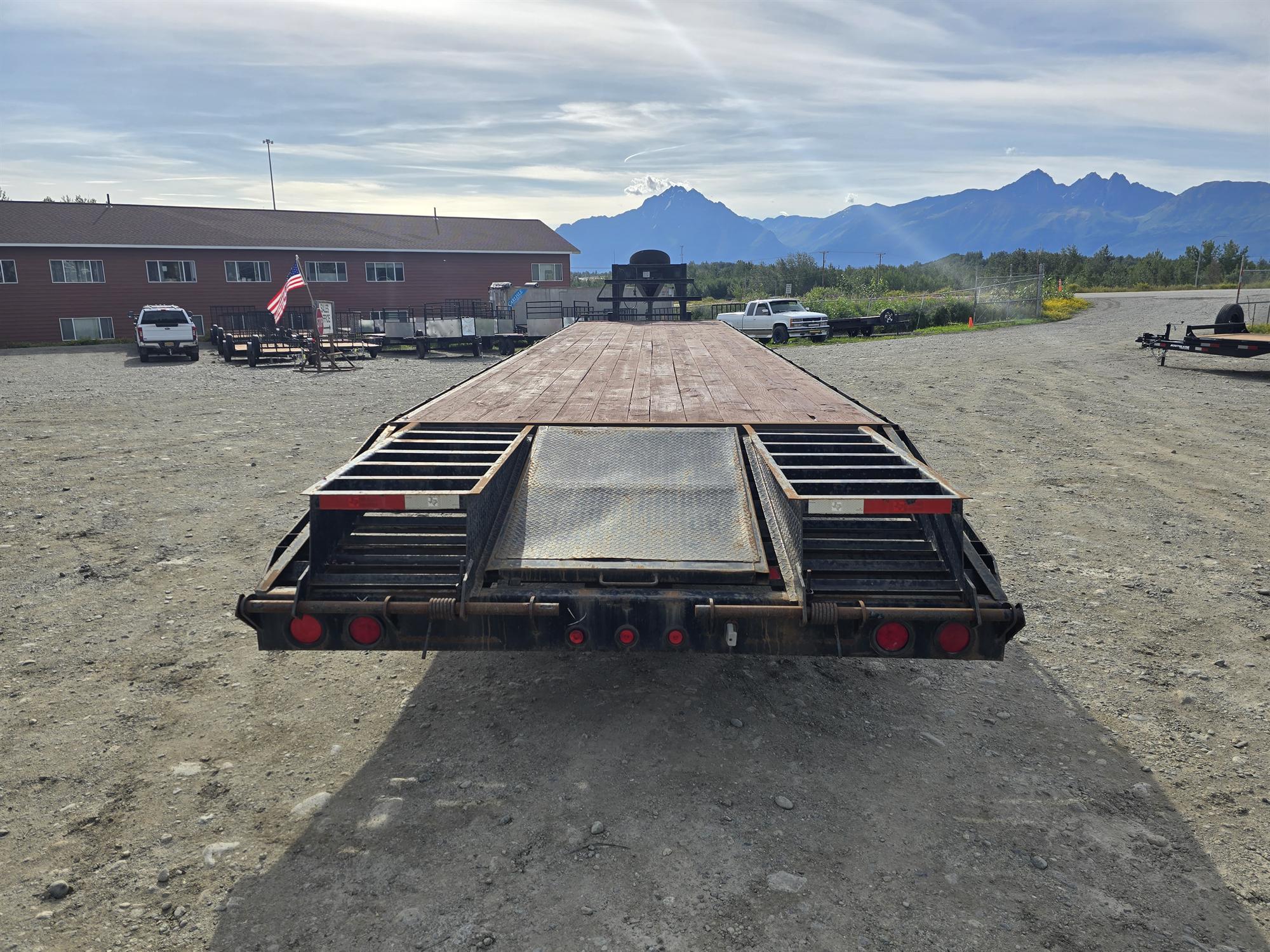 Used 2014 Texas Pride 8.5×40 (35+5) 24K Gooseneck Trailer – Big Bubba's ...